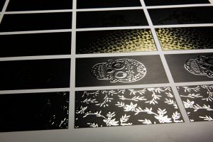 Thai UV Print - พิมพ์สีระบบ UV สกรีนโลโก้ รูปภาพ